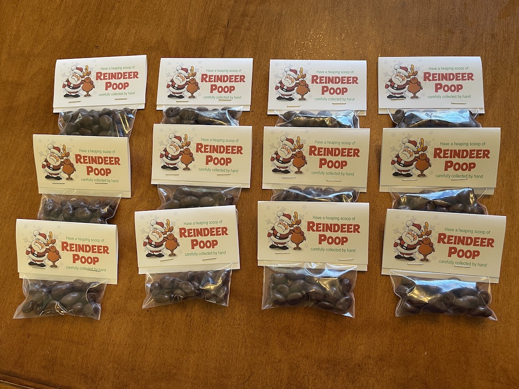 Reindeer Poop Bag Toppers - Flanders Family Homelife